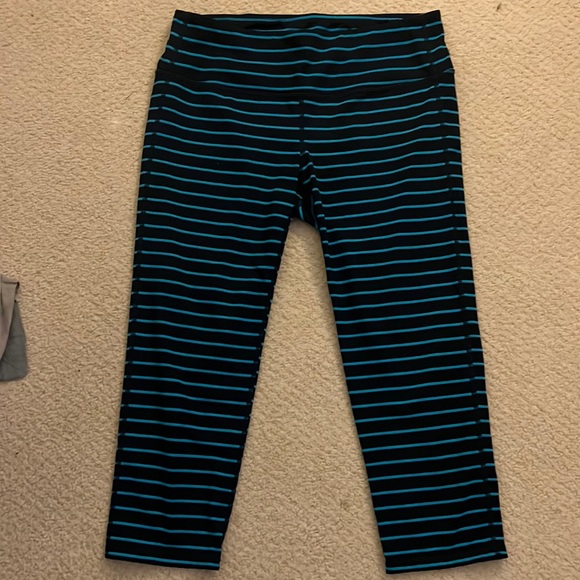 Athleta | Pants & Jumpsuits | Athleta Navy And Blue Stripe Capri ...